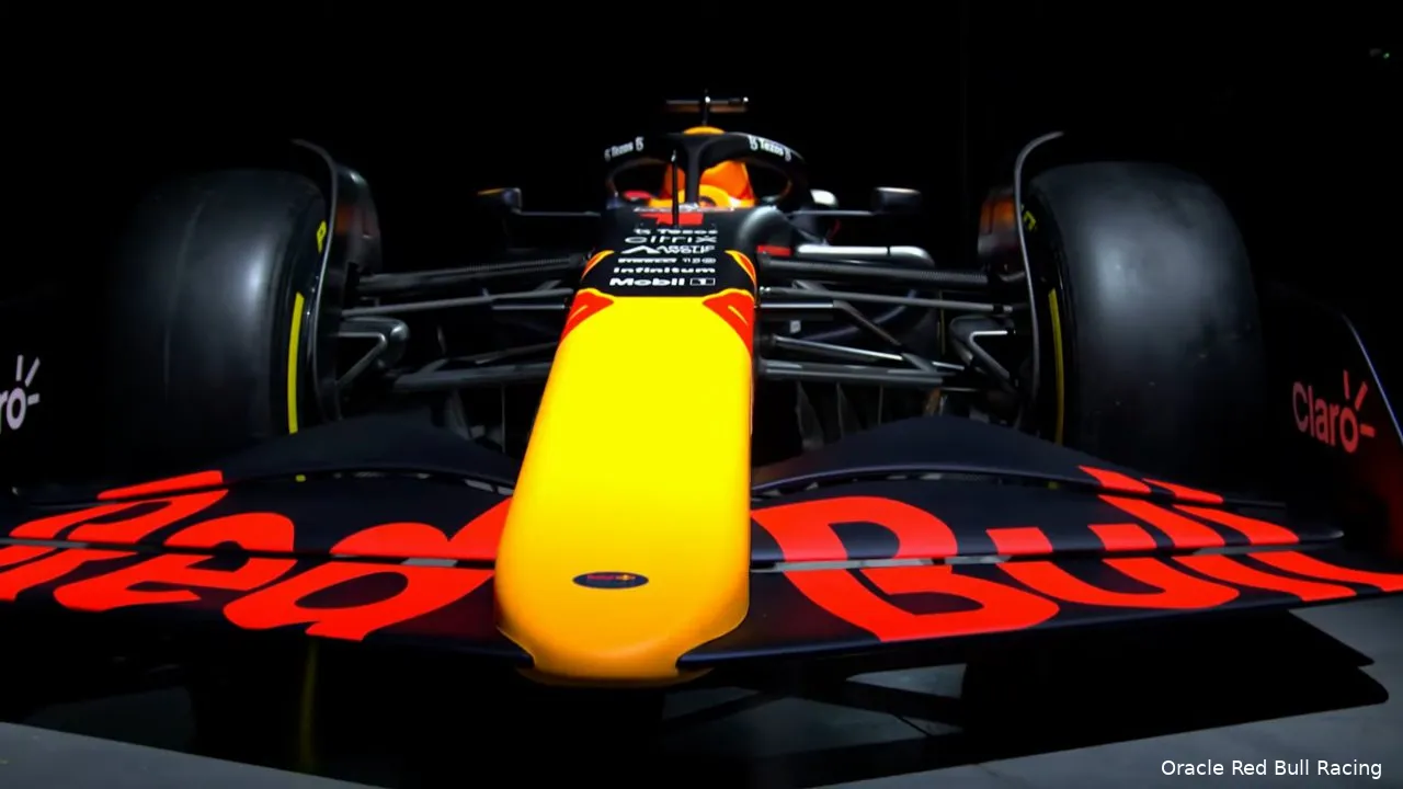 Nieuwe F1-auto van Max Verstappen voor 2022 onthuld